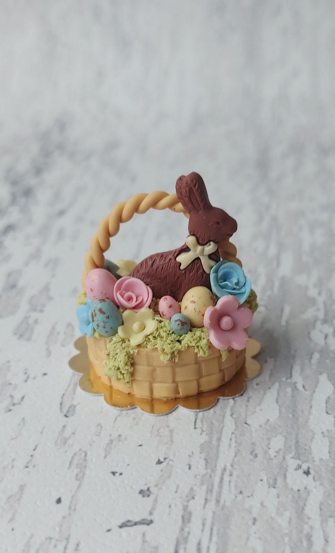 Miniature Easter Basket, Miniature Cake, Dollhouse Miniatures, 1 12 ...