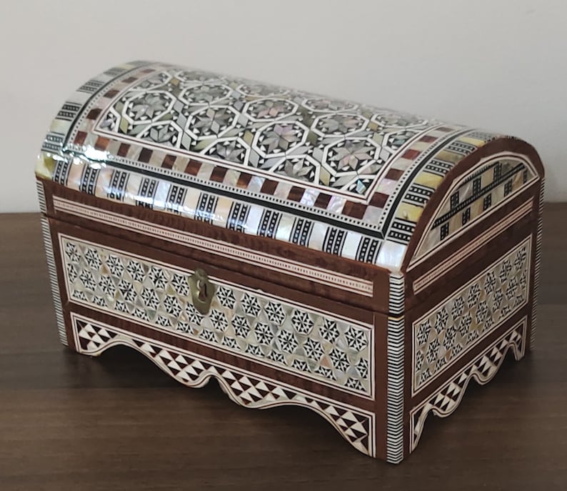 Egyptian Wood Jewelry Box Inlaid Mother of Pearl Handmade 8" X 5" X 5 ...
