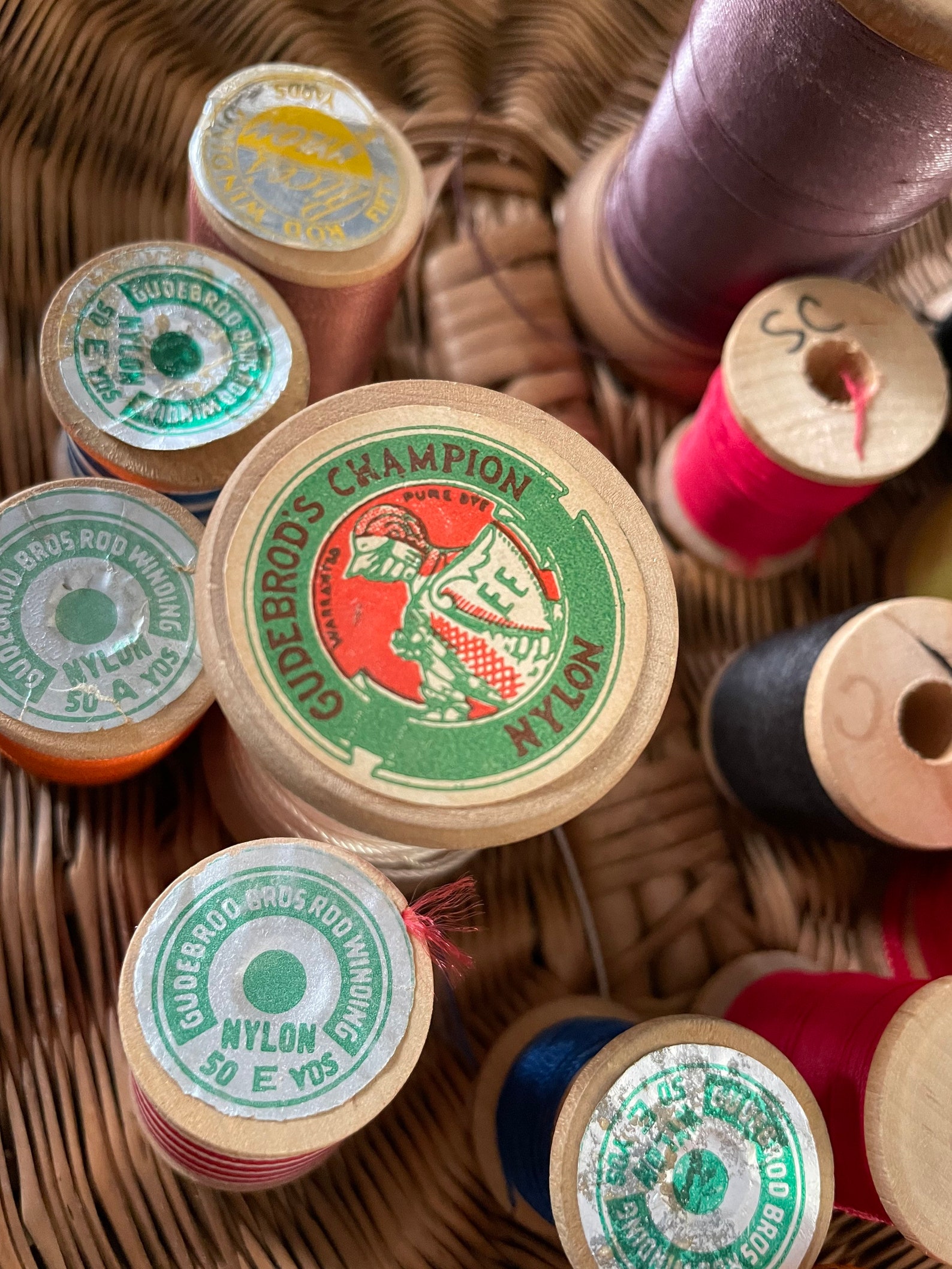 Vintage Wooden Fishing Spools of Rod Winding Fly Tying Thread, 14 ...