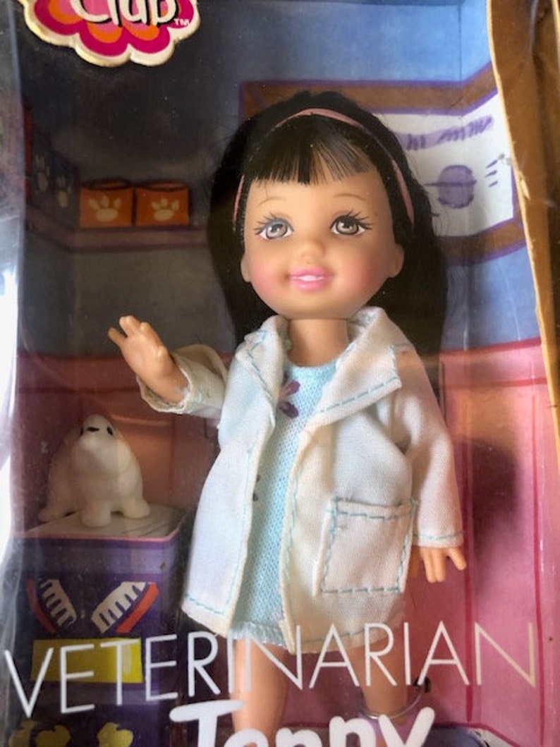 Vintage Kelly Club Veterinarian Jenny Doll With Bunny, Mattel, New in ...