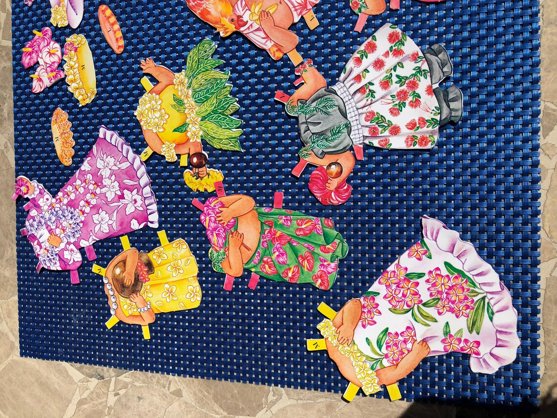 Vintage Hawaiian Paper Doll Clothing Set, 28 Pieces, Doll Not Included ...