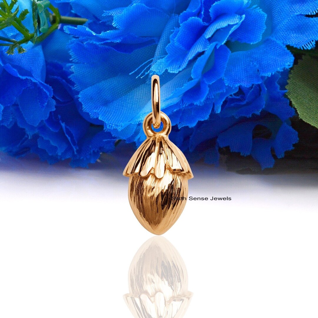 14k Solid Gold Acorn Pendant - Dainty 3D Charm - Etsy