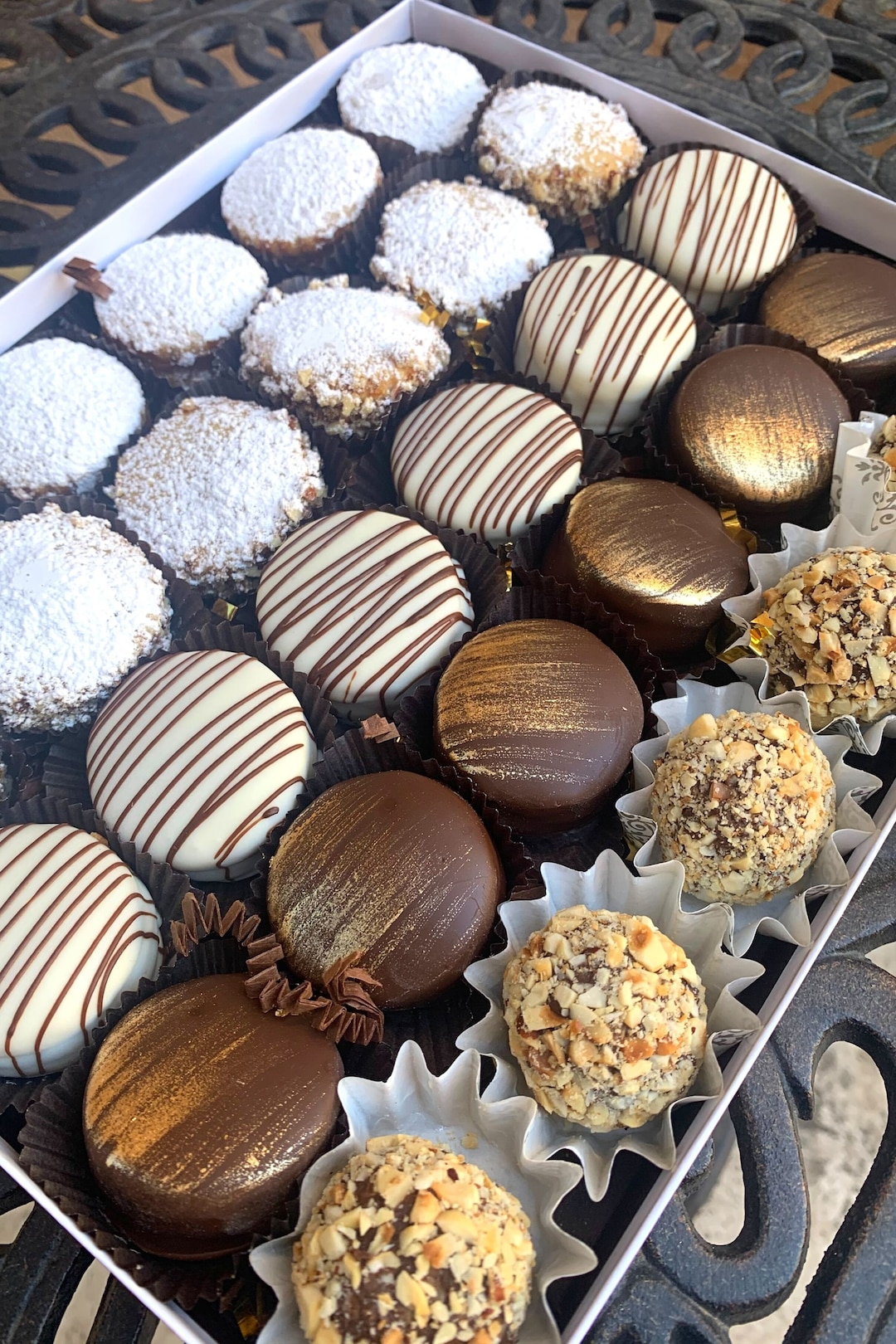 Large Dulce De Leche Alfajor and Nutella Truffle Assortment Box ...