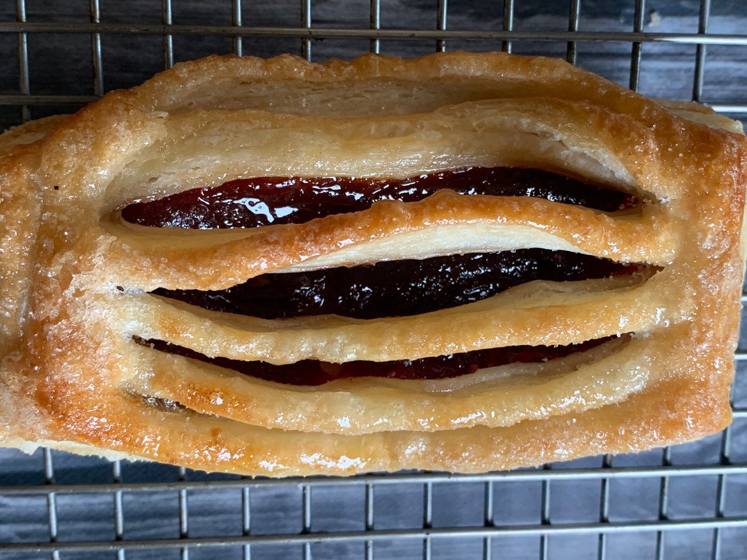 Mama's Glazed Guava Pastries/ Pastelitos De Guayaba Caseros/ Guava ...
