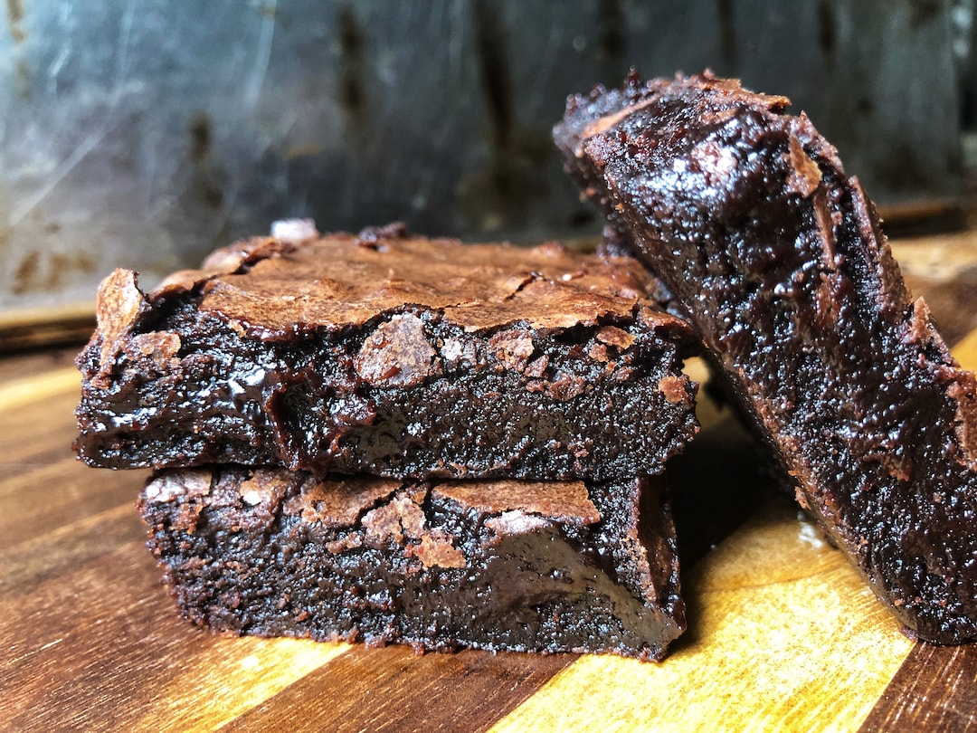 Chewy Fudgy Chocolate Brownies – 9-pack Gourmet Homemade Bars | Gift ...
