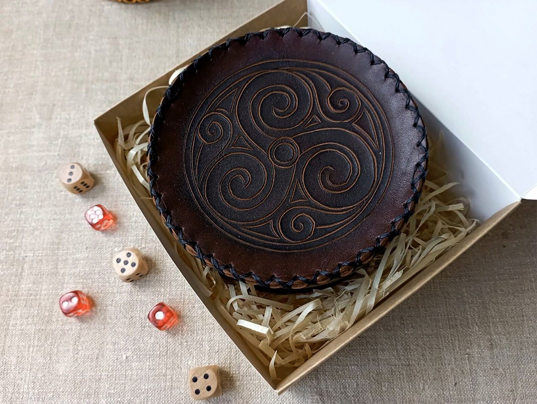 Custom Leather Dice Case Handmade Dnd Dice Box Druid Character - Etsy