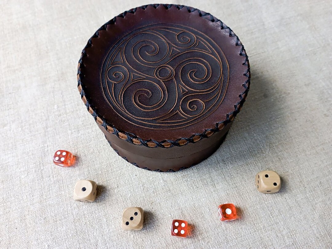 Personalized Dice Vault Custom Dnd Dice Box Leather Dice Holder ...