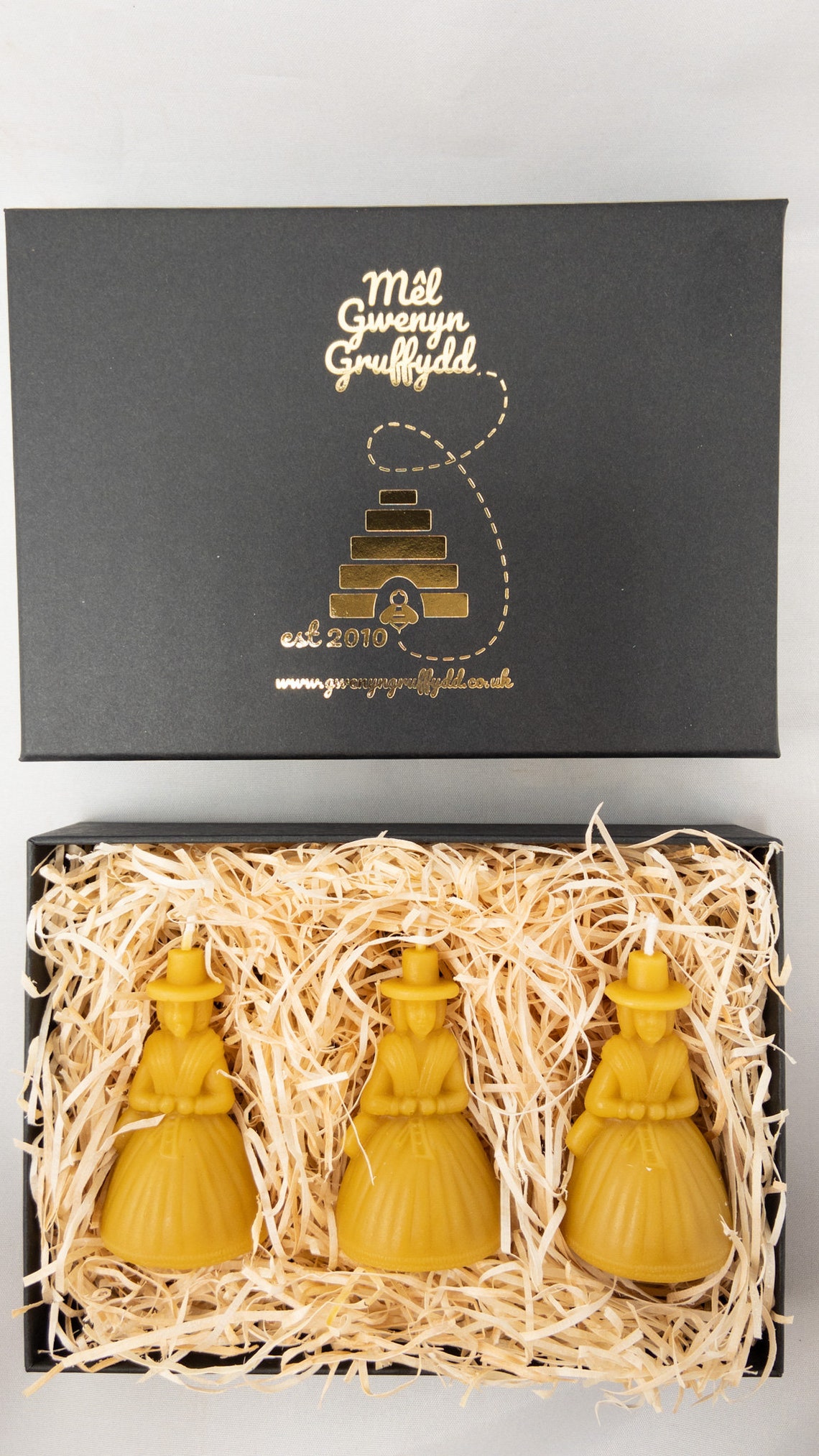 Welsh Lady Beeswax Candles | Traditional Costume | Boxed Gift Set of 3 ...