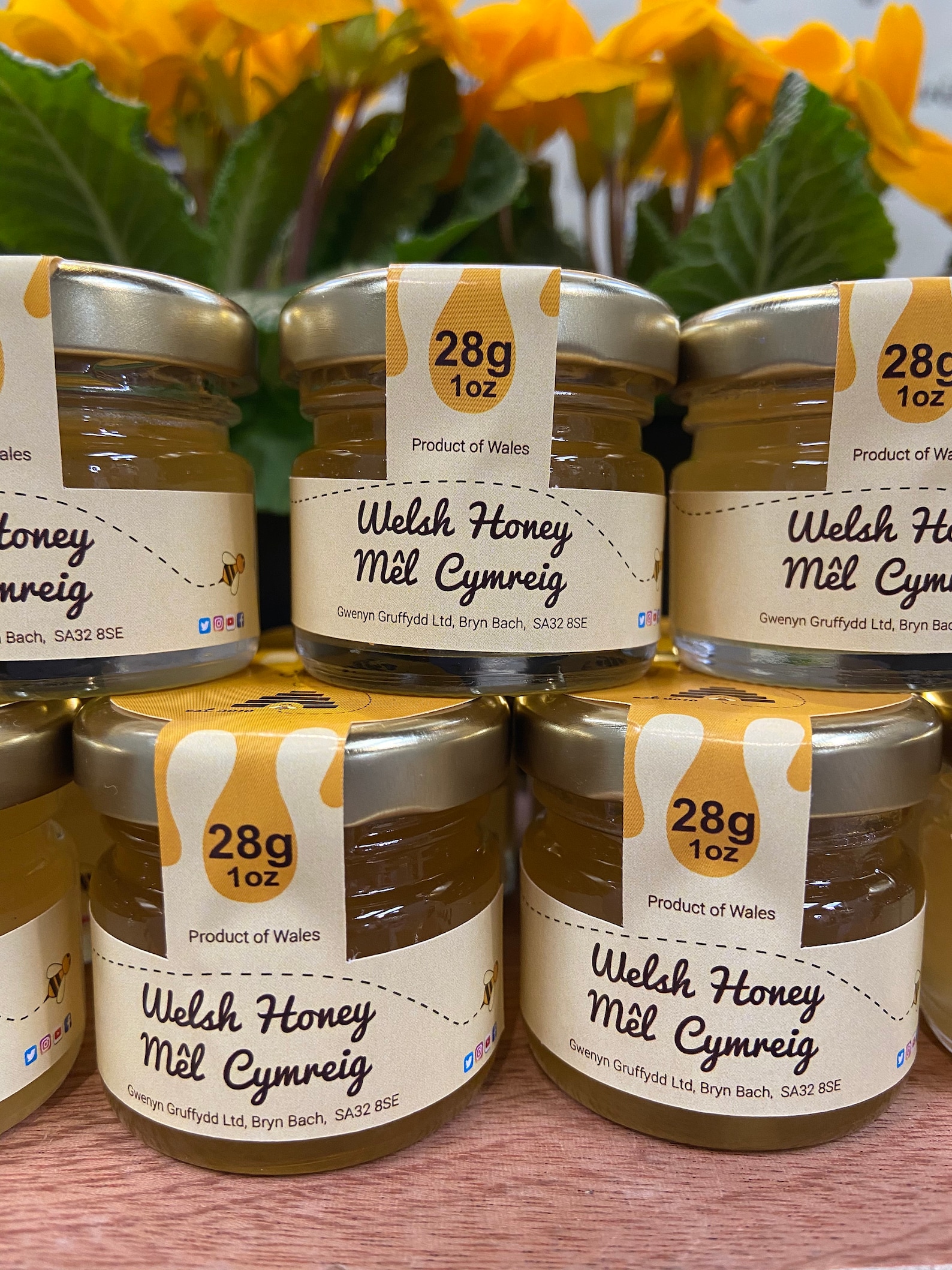 35 X 28g Mini Welsh Raw Honey Jars Wedding Favours Breakfast Hamper ...