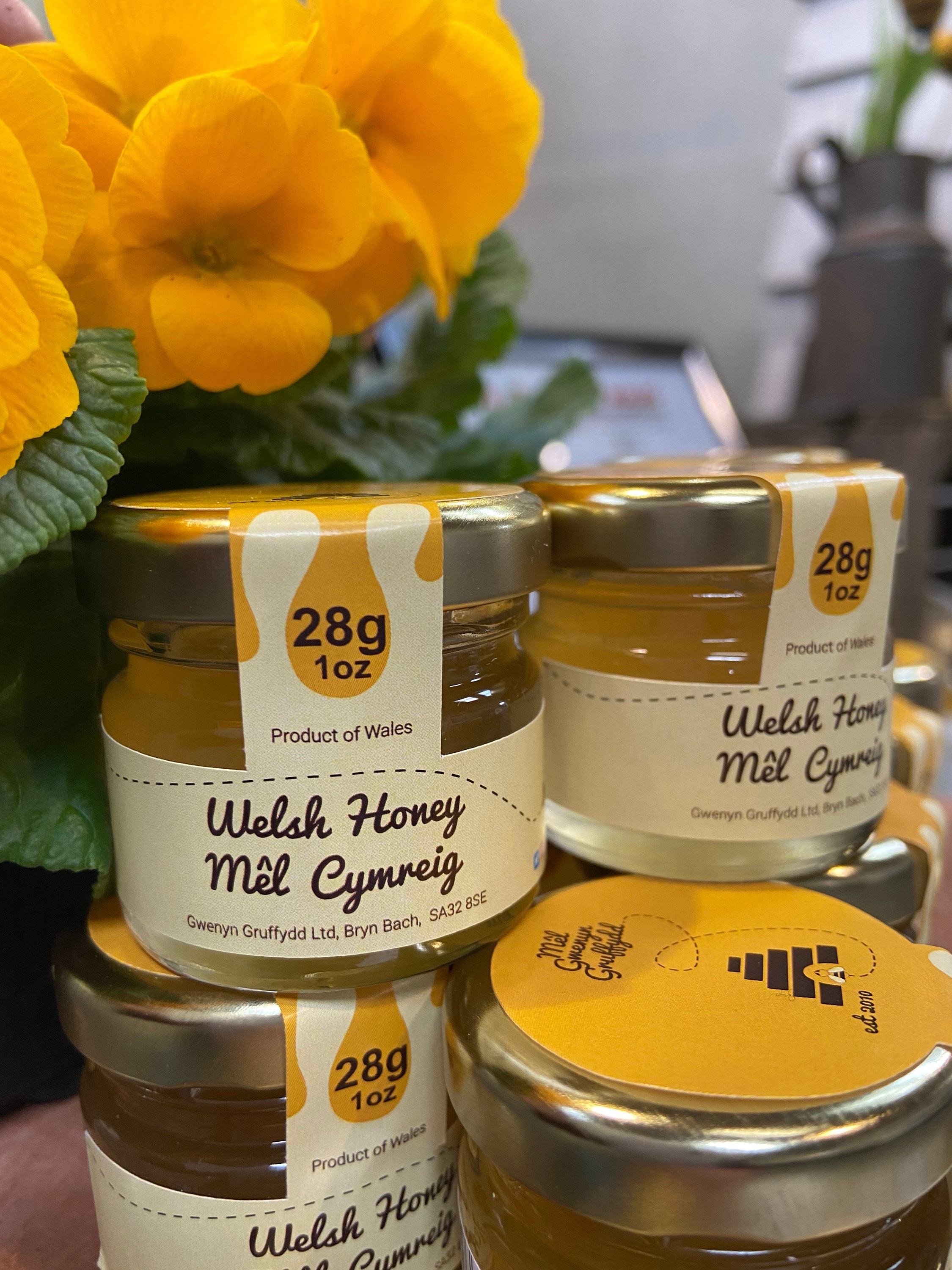 35 X 28g Mini Welsh Raw Honey Jars Wedding Favours Breakfast | Etsy