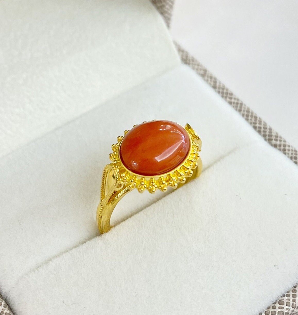 18K Yellow Gold Handmade Jewelry Byzantine Style Ring Natural Coral ...