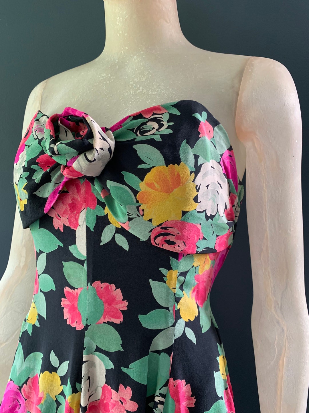 Stunning Vintage Sujon 100% Silk Fit and Flare Midi Dress - Etsy