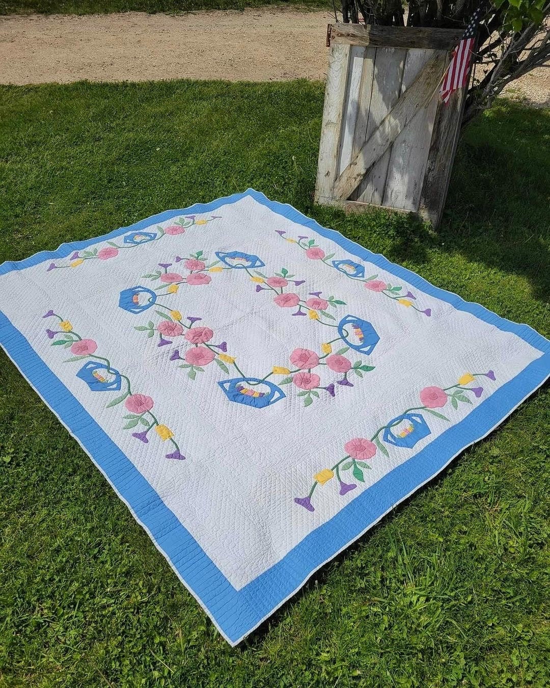 Highly Collectible Blue and White Marie Webster “basket” Quilt With ...