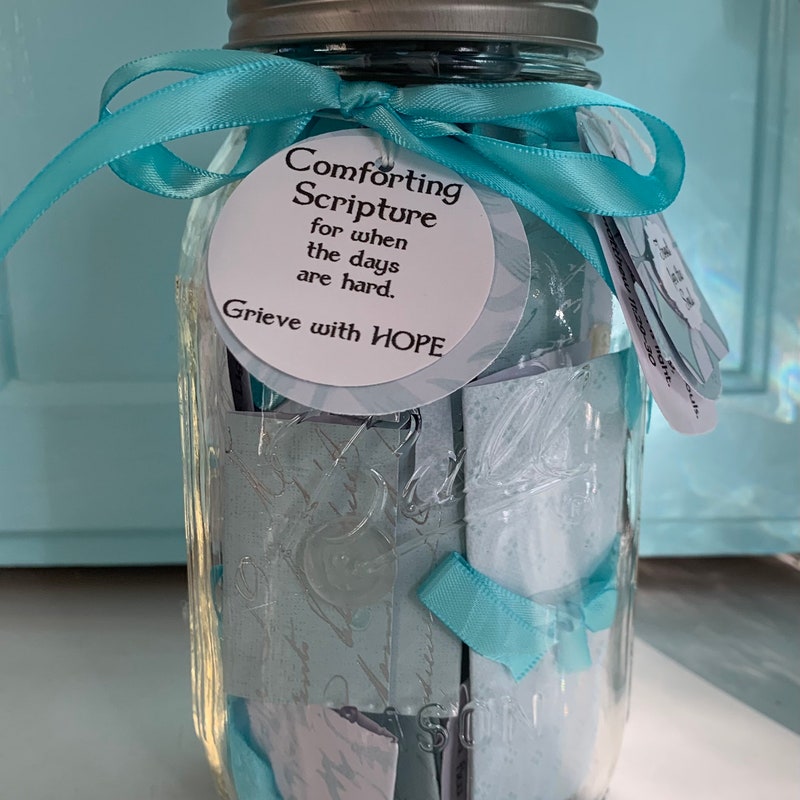 Grieving Friend Gift - 60+ Gift Ideas for 2025