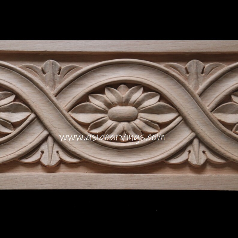 MLD-08: Handcarved Relief Carved Gothic Molding | Weave Keystone ...