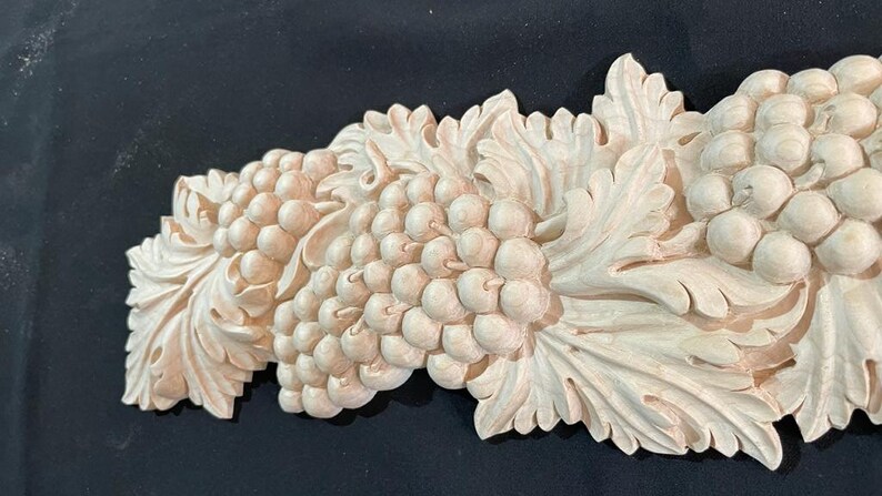 APL-26: Handcarved Grapes Grapevine Central Decorative Antique ...