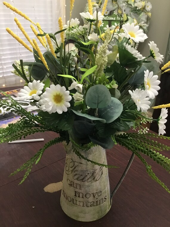 Farmhouse Floral Water Pitcher - Etsy