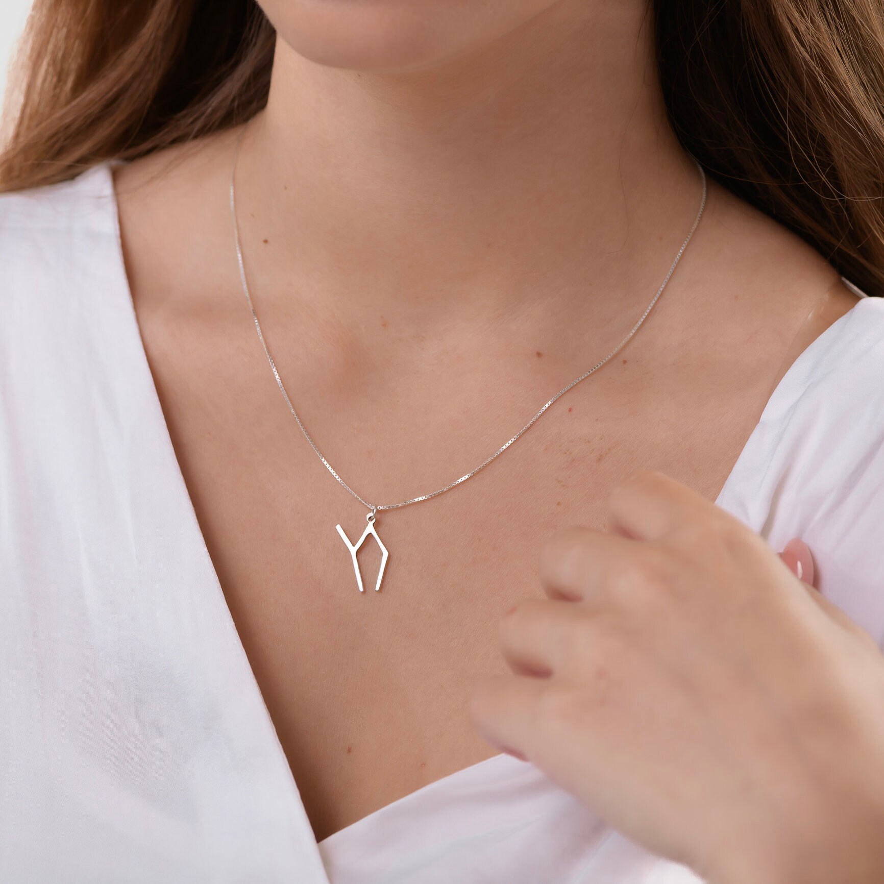 Modern and Delicate 14K Gold Geometric Chai Pendant - Etsy
