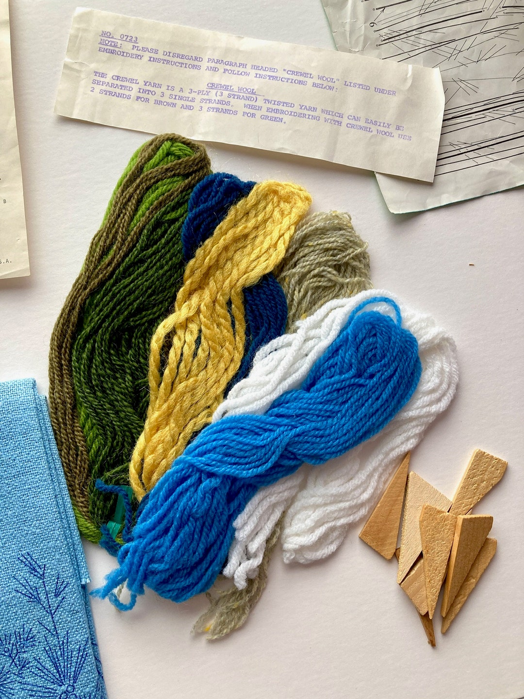 Vintage MCM Paragon Embroidery Crewel Kit 0723 Daisies 22"x26" Floral ...