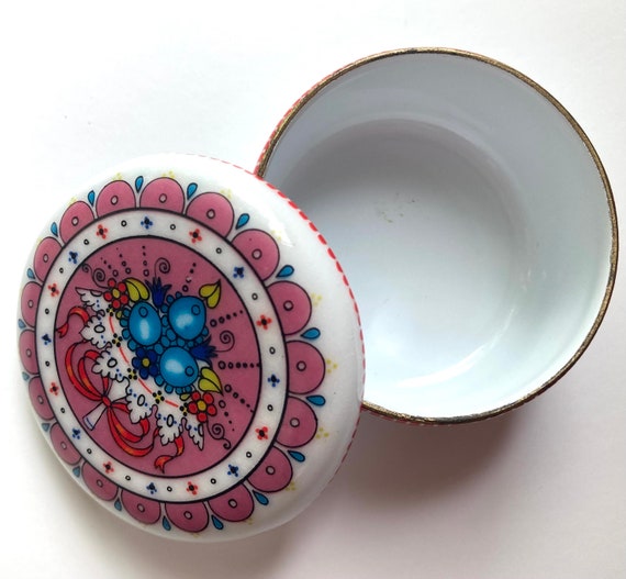 Small Enamel Ware Keepsake Box with Lid Made in Austr… - Gem