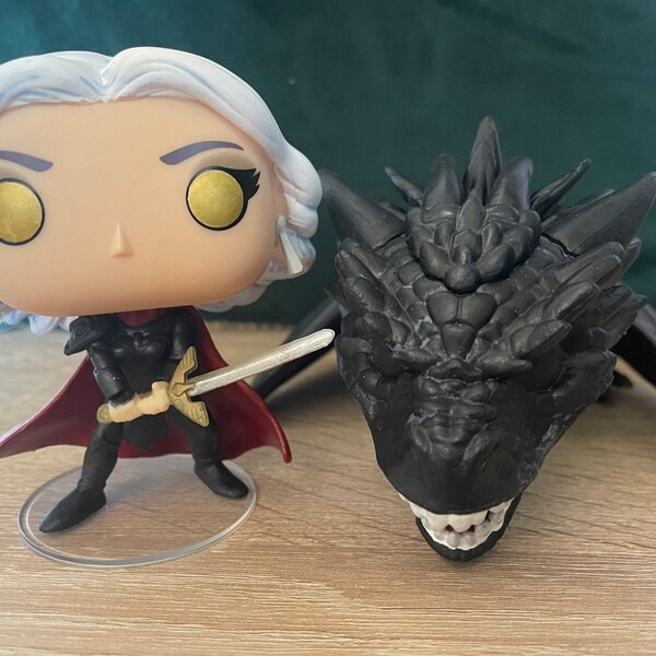 Custom Throne of Glass Funko Pop - Etsy