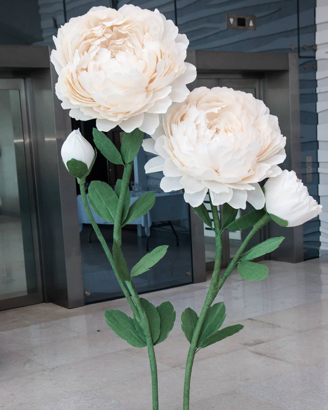 Large Paper Flowers. Giant Paper Flowers. Paper Flowers on the - Etsy