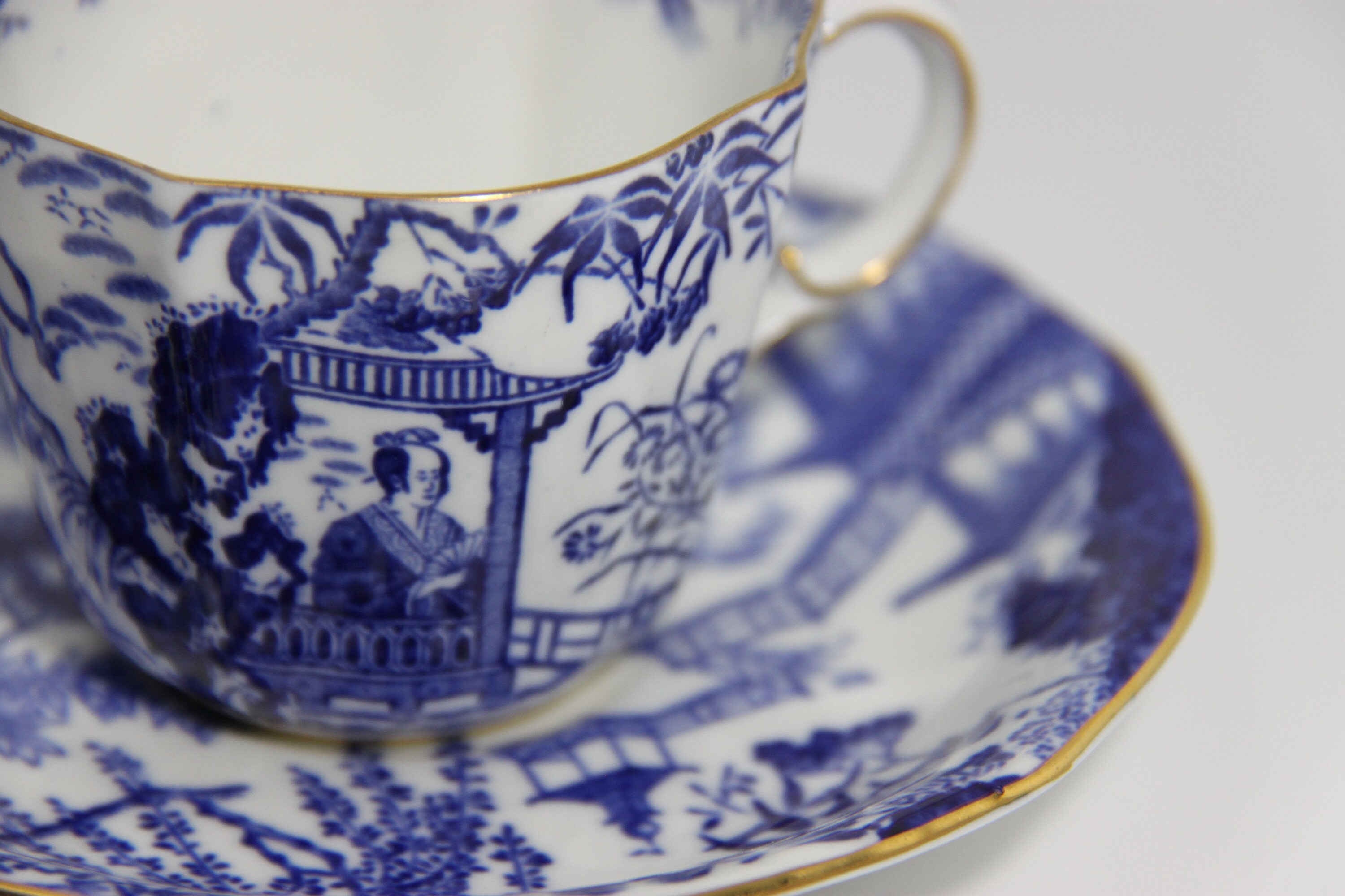 3 Royal Crown Derby Blue Mikado Tea Cups and Saucers - Etsy