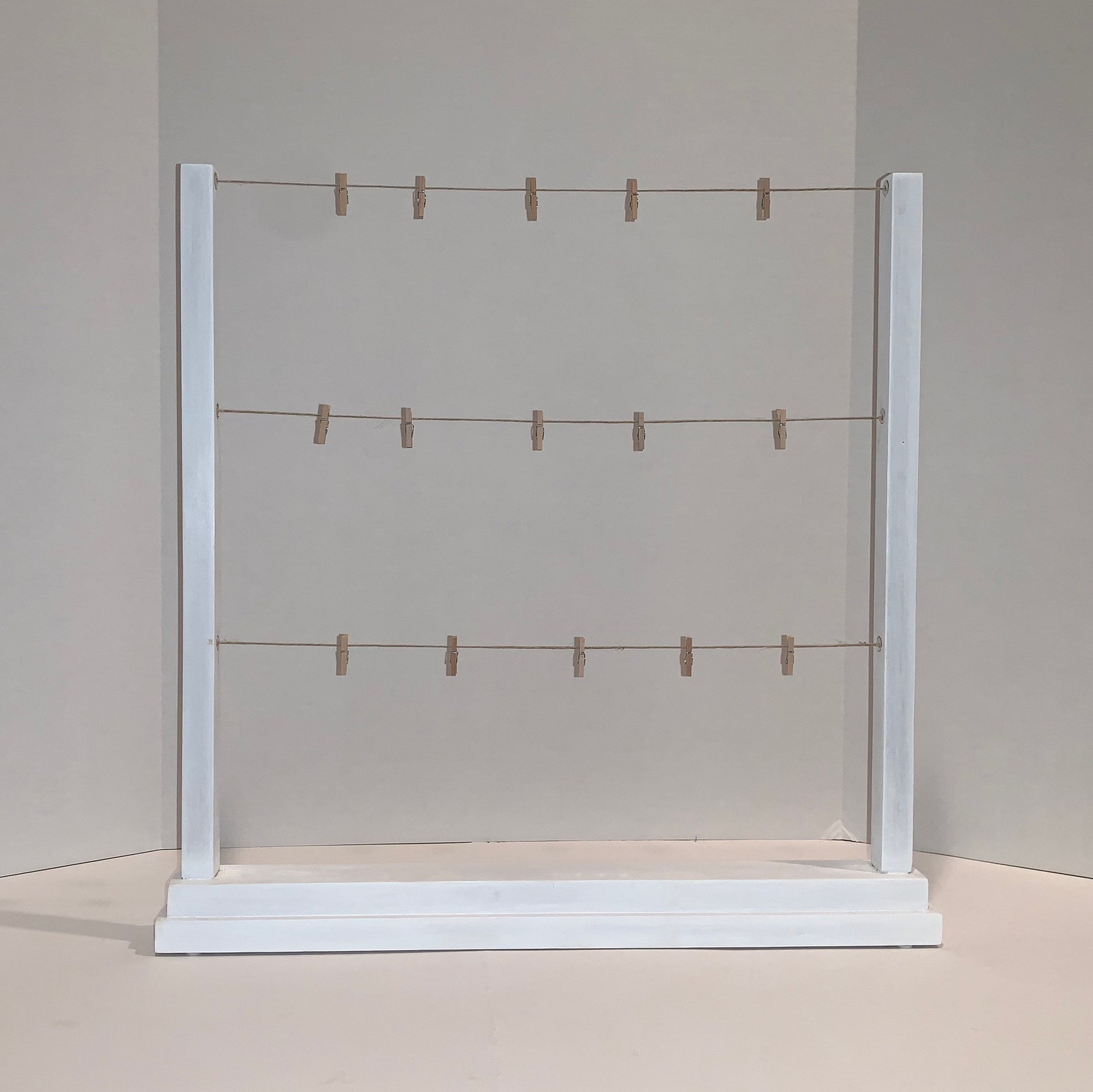 Tabletop Clothesline Picture Stand - Etsy