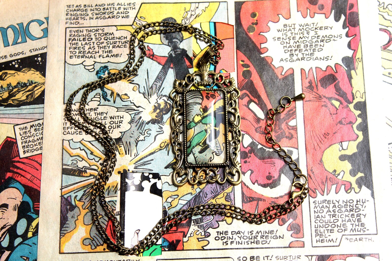 Vintage Loki Collar - Marvel Comics - Upcycled y Hecho a mano - Etsy España