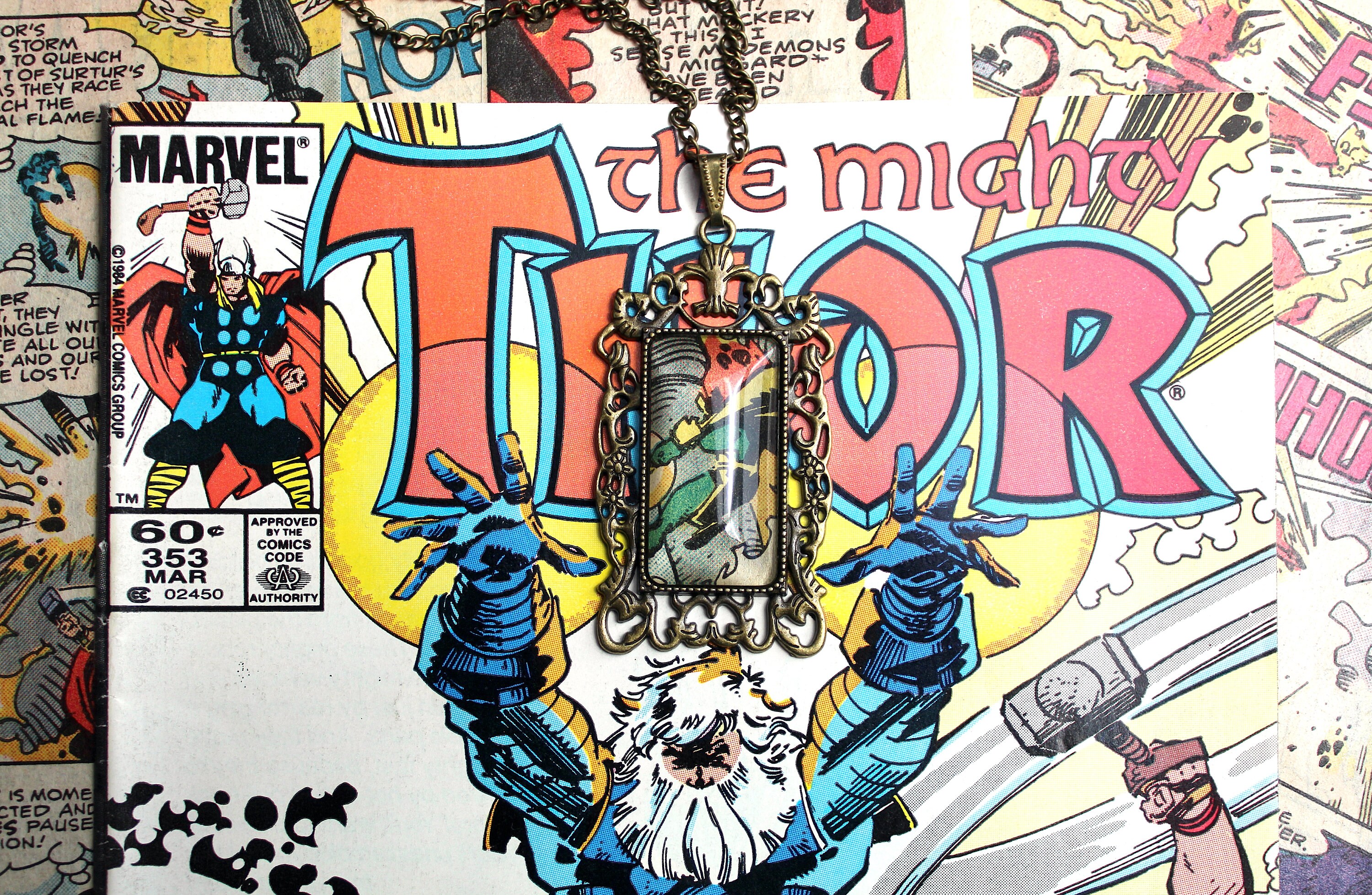 Vintage Loki Collar Marvel Comics Upcycled y Hecho a mano - Etsy España