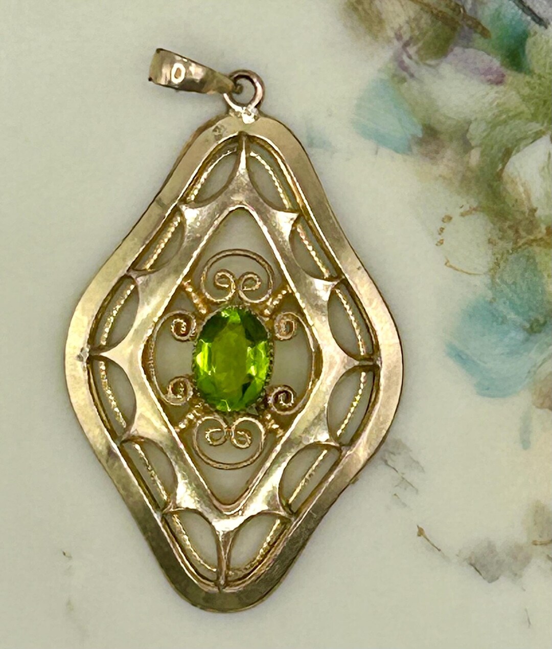 Antique. Vintage. Pinchbeck. Edwardian. Pendant. Green Glass Stone ...