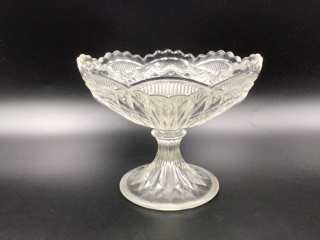 Vintage Pressed Glass Bonbon Dish - Etsy