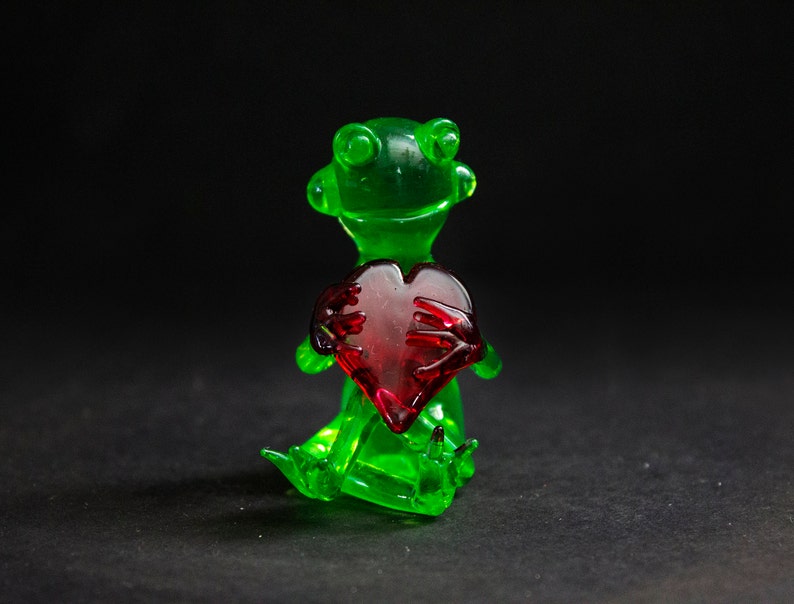 Sitting Frog Holding a Heart available in 3 Color Variations - Etsy