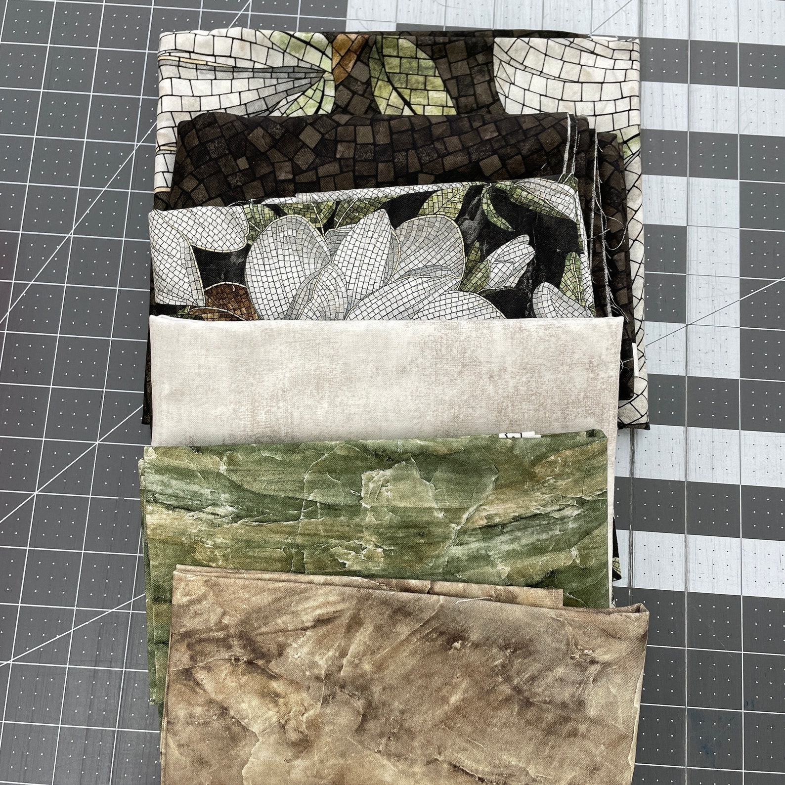 Center Stage Quilt Kit in Magnolia by Northcott Fabric - Etsy