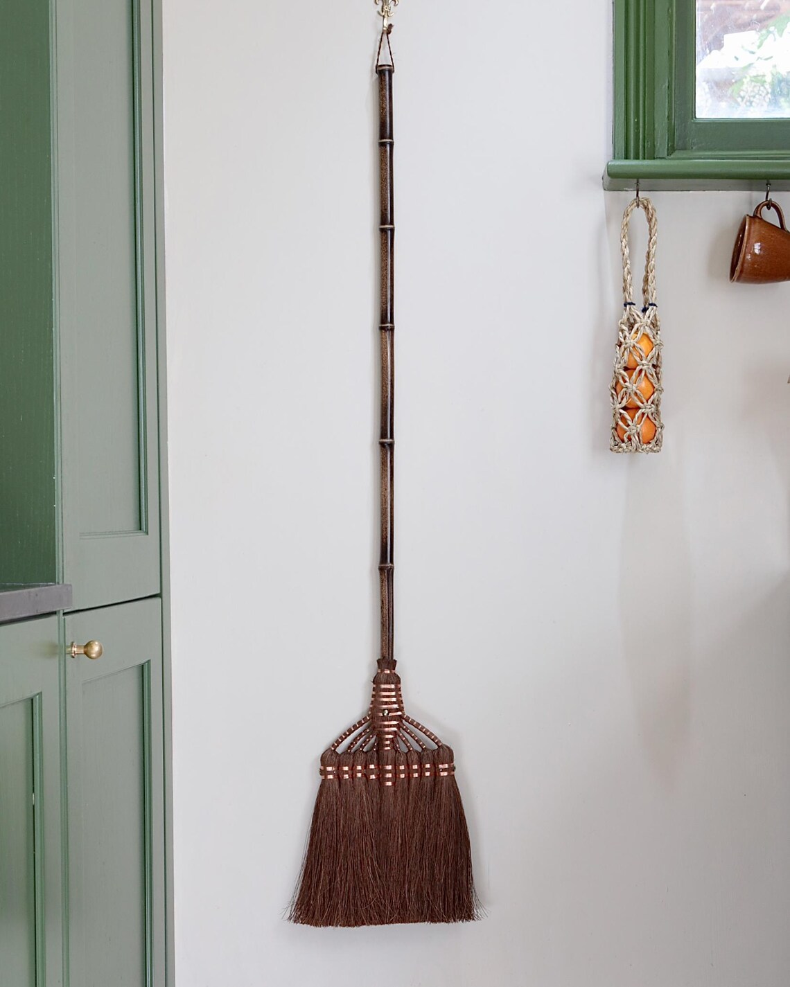 Japanese Tatami Broom ONIGE Straight Fibre: Long Hemp Palm Broom ...