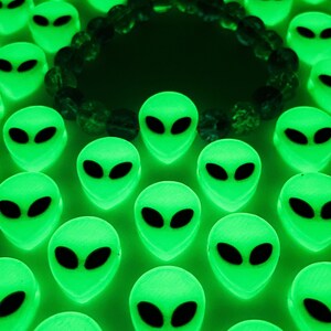 Alien Kandi Beads | Glow in the Dark/uv Reactive Packs of 5, 10, 20, or ...