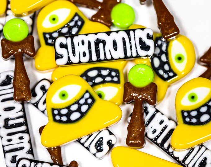 Subtronics Cyclops Perler Bead Necklace | EDM Perler, Perler Bead Art ...