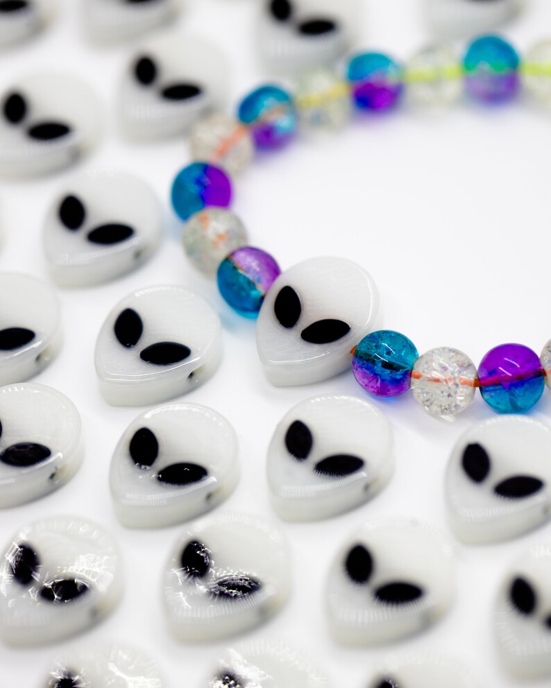 Alien Kandi Beads Glow in the Dark/uv Reactive Packs of 10 - Etsy