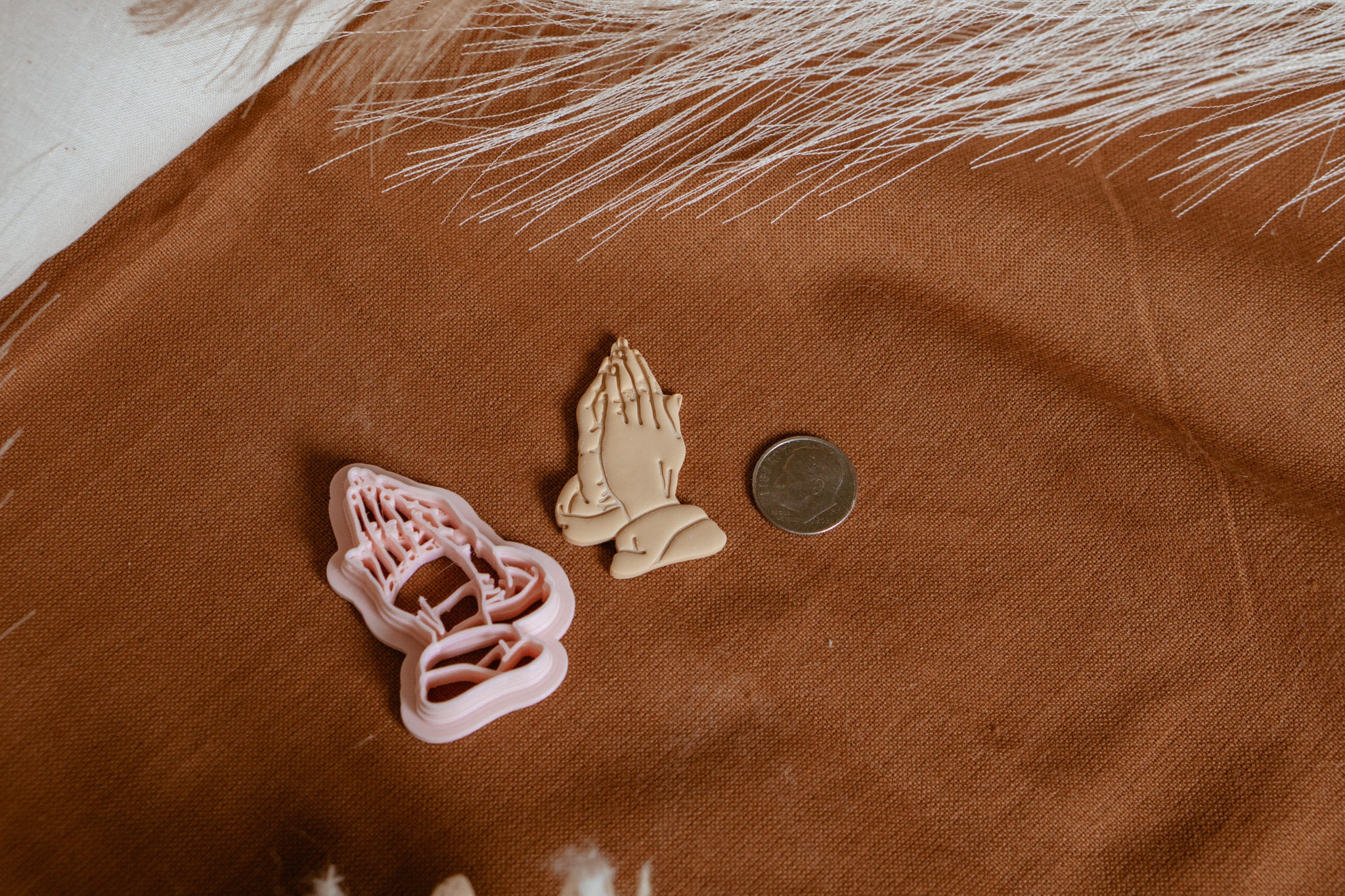 Praying Hands Polymer Clay Cutter, Jesus Hands Clay Cutter, Craft Tools ...