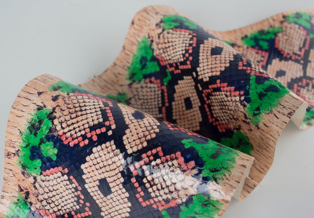 Multicolor Print ITALIAN Genuine SNAKE AYERS (non Cites) Leather Patent ...