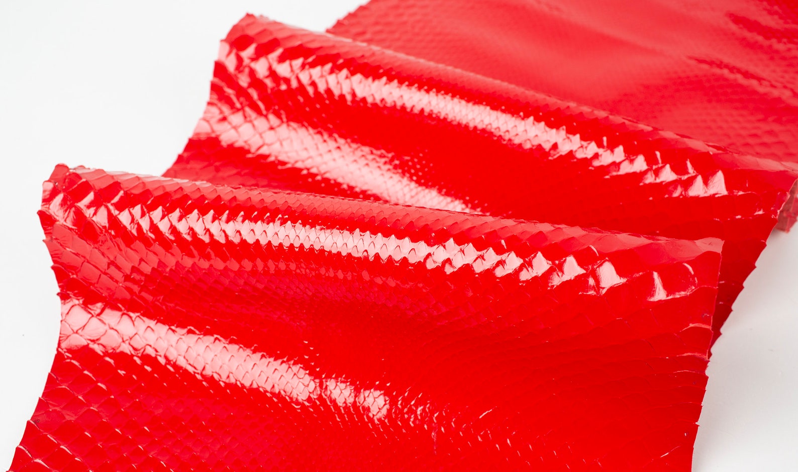 Red ITALIAN Genuine SNAKE AYERS non Cites Leather Glossy Skin - Etsy Canada