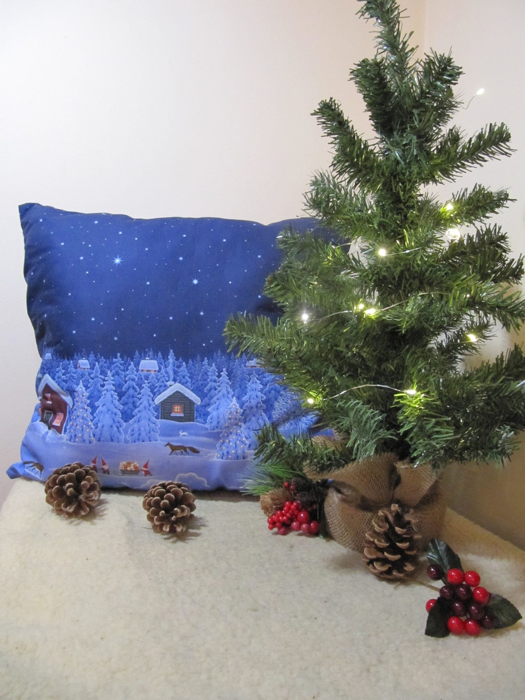 Christmas Winter Cushions, Christmas Cushion, Holiday Cushion, Decorate ...