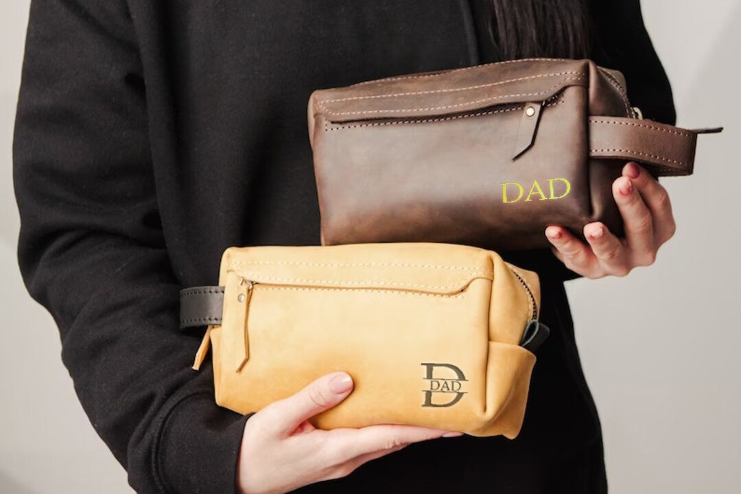 Leather Toiletry Bag for Dad, Personalized Toiletry Bag for Men ...