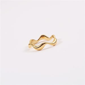 Wavy Gold Ring Irregular Stacking Ring Gold Wave Ring 18k Gold ...