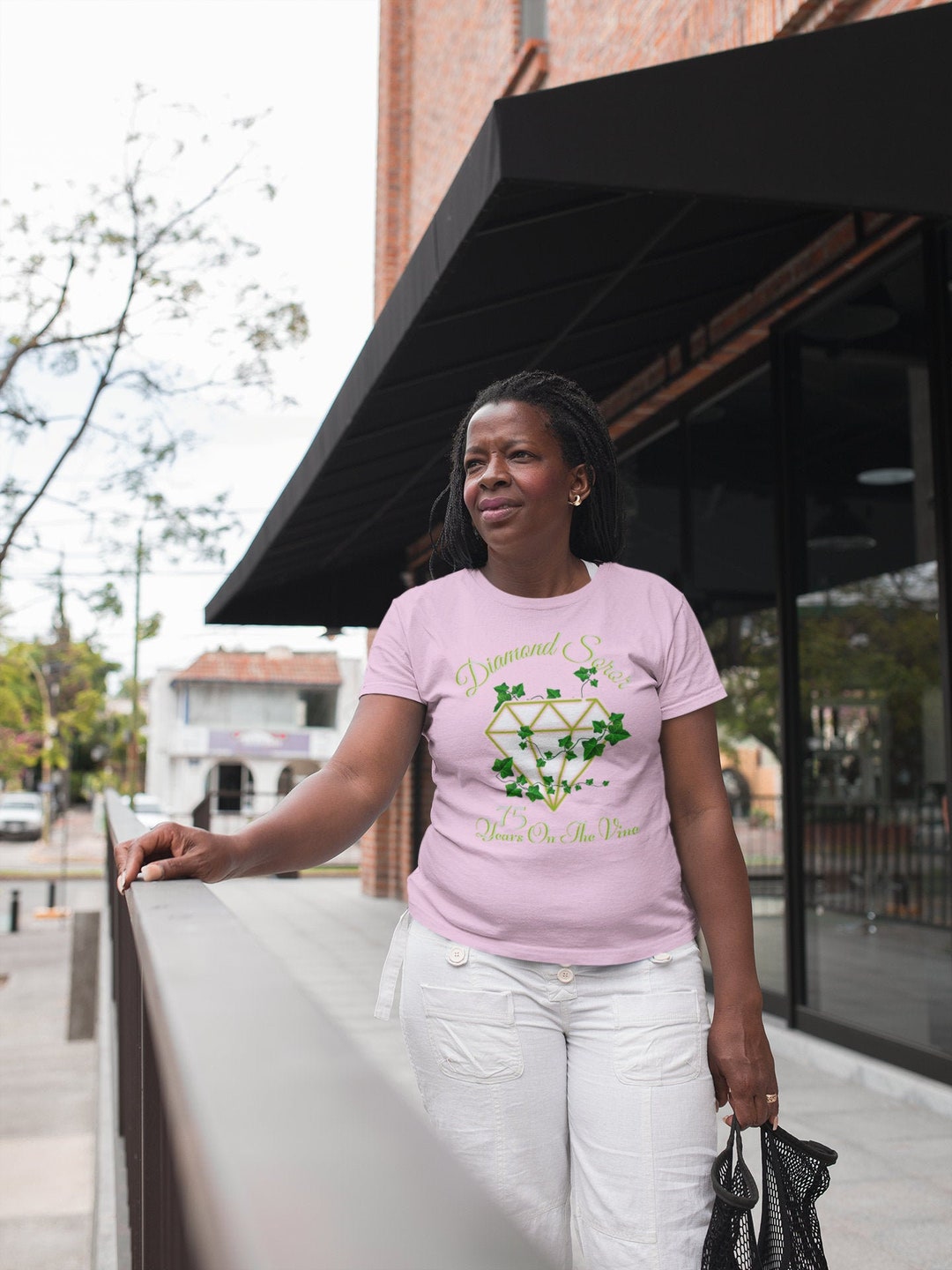 Diamond Soror 75 Years on the Vine Short-sleeve T-shirt Sorority ...