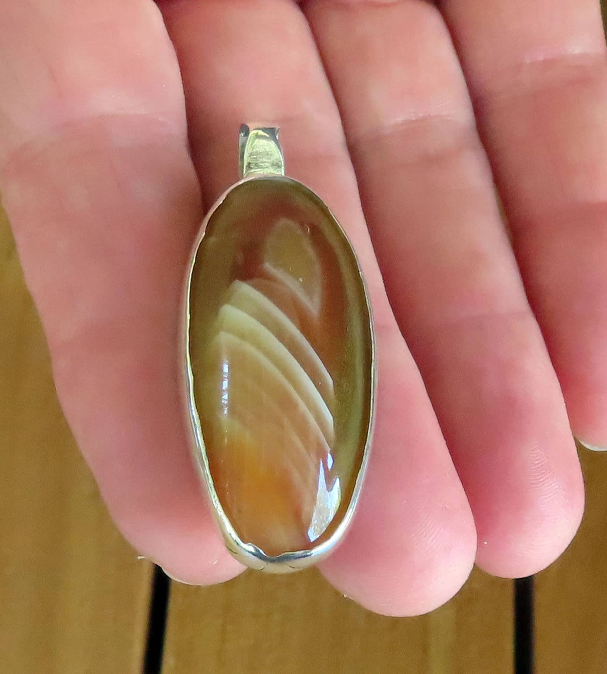 Striking Amber Coloured Agate Pendant - Etsy UK