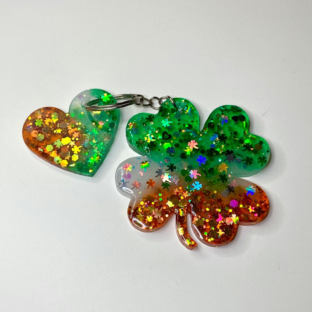 Resin Shamrock Keychain - Etsy