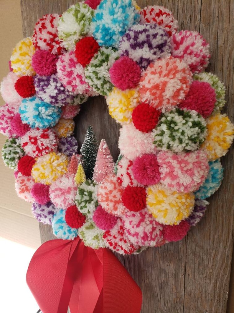 Pom-pom Wreath london Sweets Shop - Etsy