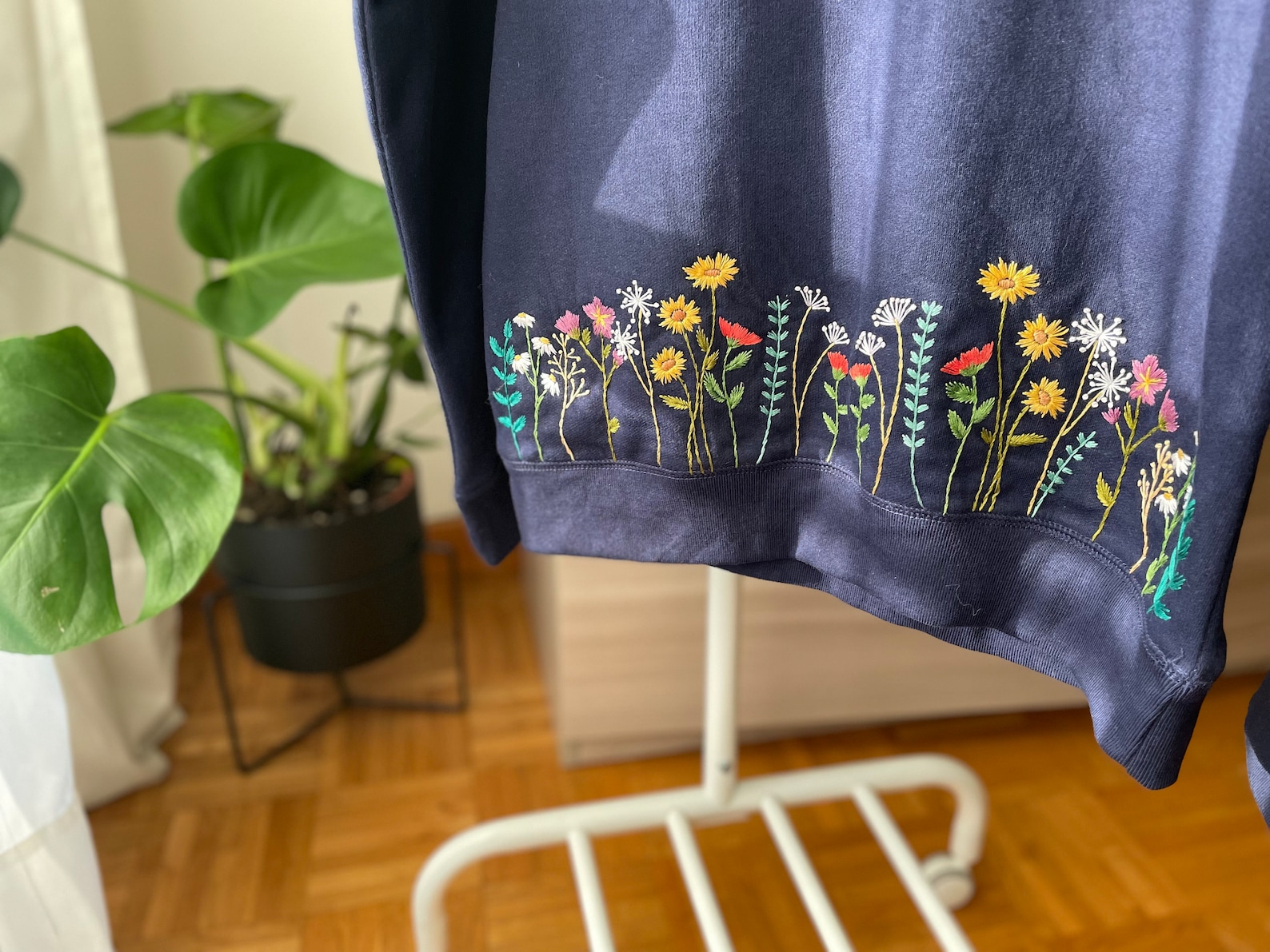 Hand-embroidered Sweatshirt/ Customized Sweatshirt / Hand Embroidery ...