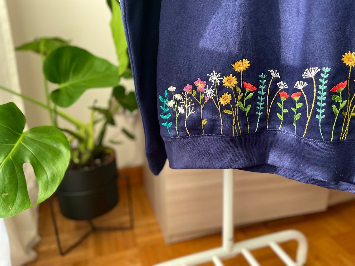 Hand-embroidered Sweatshirt/ Customized Sweatshirt / Hand Embroidery ...